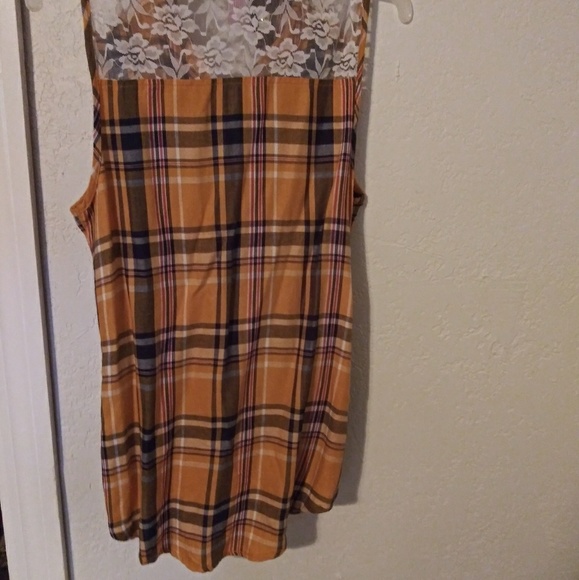 Other | Use Woman Sleeve Less Shirt | Poshmark